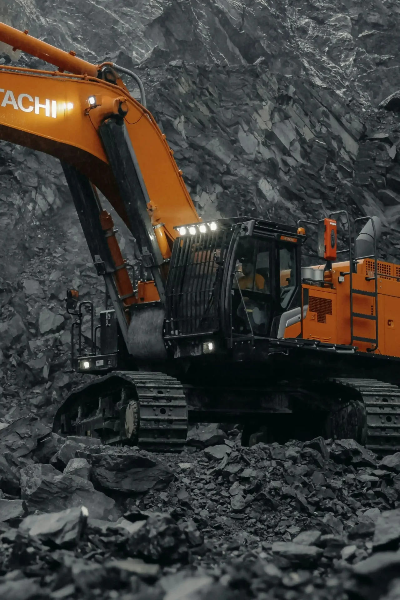 Lubricants & Grease for Mining Equipment | Royal